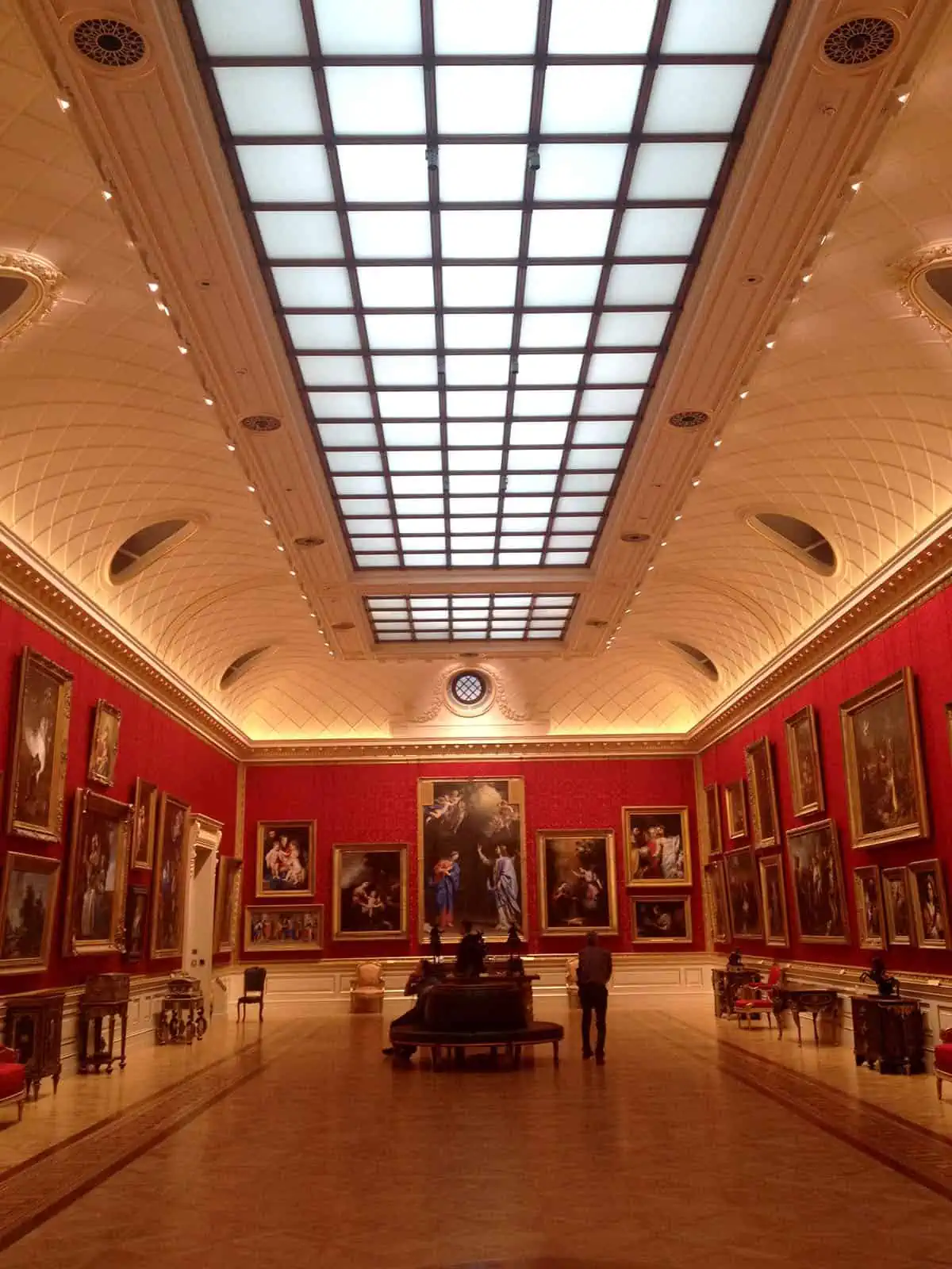 Enhancing Aesthetics with Cove Lighting: A Versatile Lighting Solution